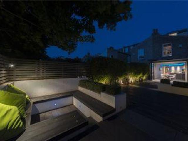 4 Bedrooms for sale in Selwyn Avenue, Richmond, Surrey TW9