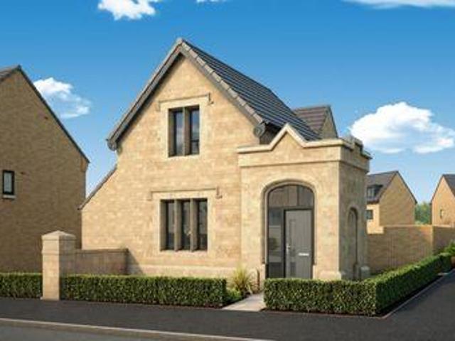 4 Bedrooms for sale in ´´The Gatehouse At Serene´´ at York Road, Leeds LS14
