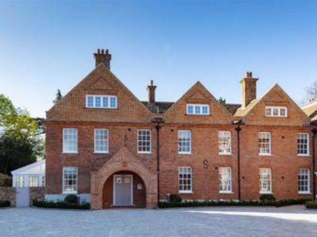 4 Bedrooms for sale in Totteridge Park, Totteridge Common, London N20