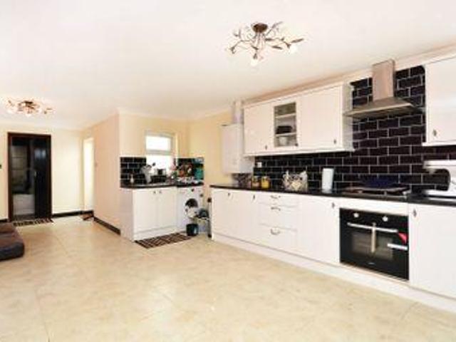 4 Bedrooms for sale in Vicarage Road, Leyton, Leyton E10