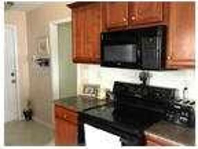 4 bedrooms \ House must see to believe