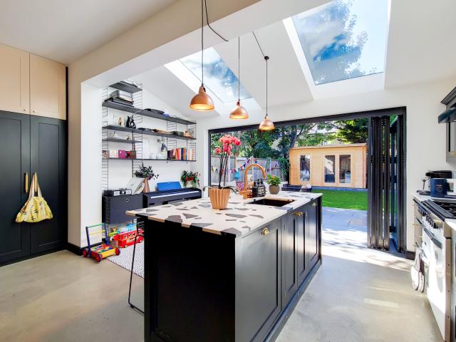 4 Bedrooms House end of terrace for Rent in Carlton Road | Foxtons