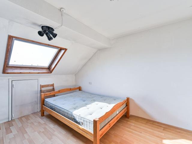 4 Bedrooms House terraced for Rent in Lyveden Road | Foxtons
