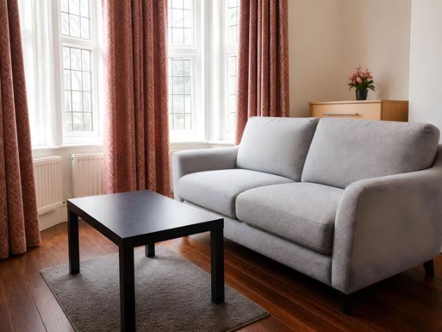4 Bedrooms House to Rent E16 4Nf Star Lane Dlr