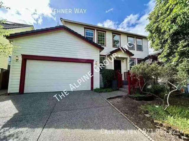 4 Bedrooms in Bethany! 15818 Nw Trakehner Way