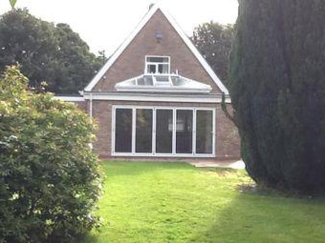 4 Bedrooms Link detached house for rent in Gillhurst Road, Harborne, Birmingham B17
