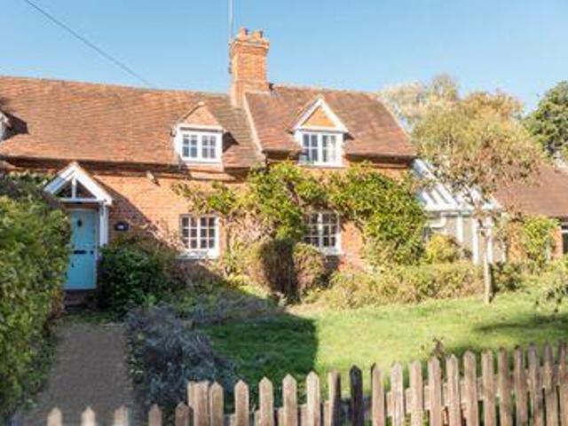 4 Bedrooms Link detached house for sale in Heckfield, Hook RG27