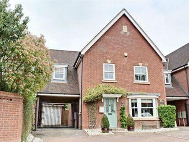 4 Bedrooms Link detached house for sale in Papworth Everard, Cambridge, Gb CB23