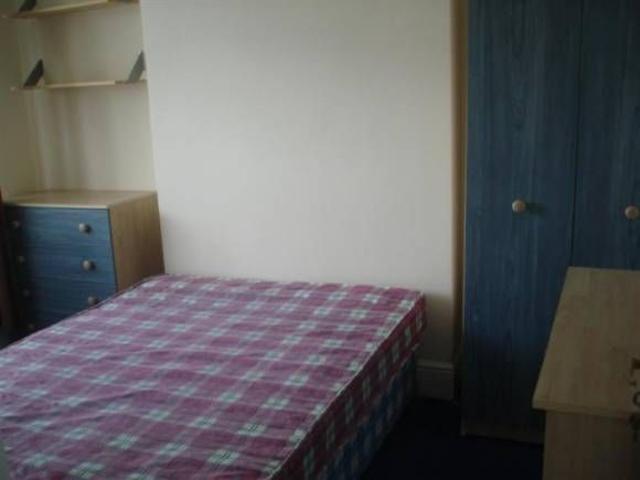 4 Bedrooms Student House Selly Oak Birmingham