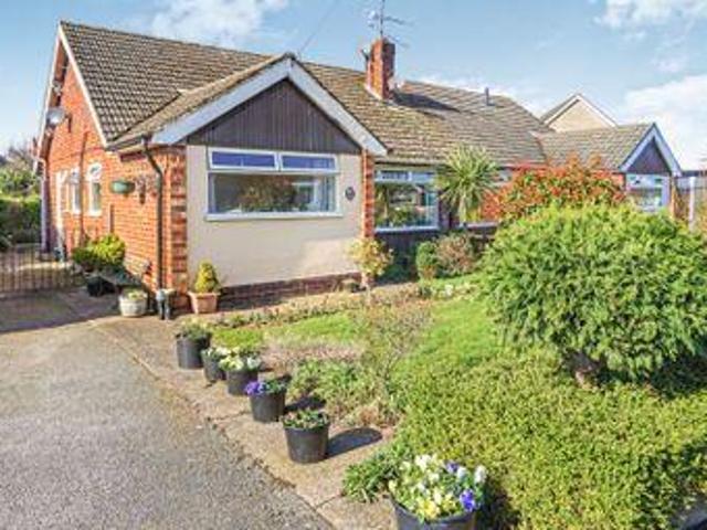 4 Bedrooms Semi detached bungalow for sale in Highfield Drive, Nantwich CW5