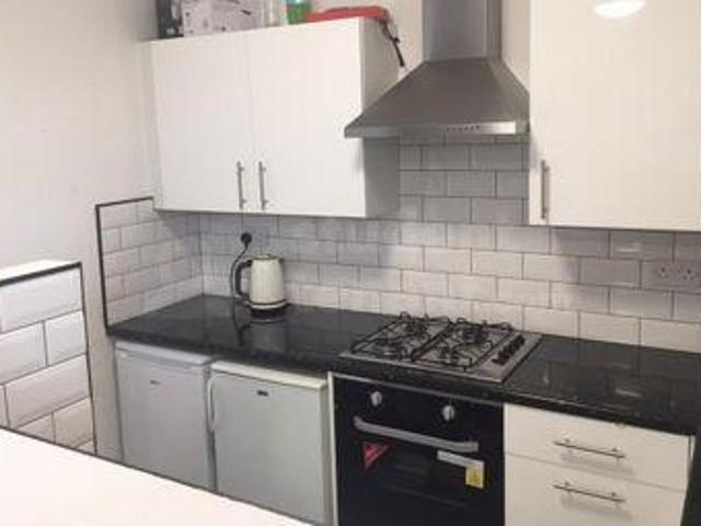 4 Bedrooms Semi detached house for rent in Charlotte Road, Sheffield, South Yorkshire S2