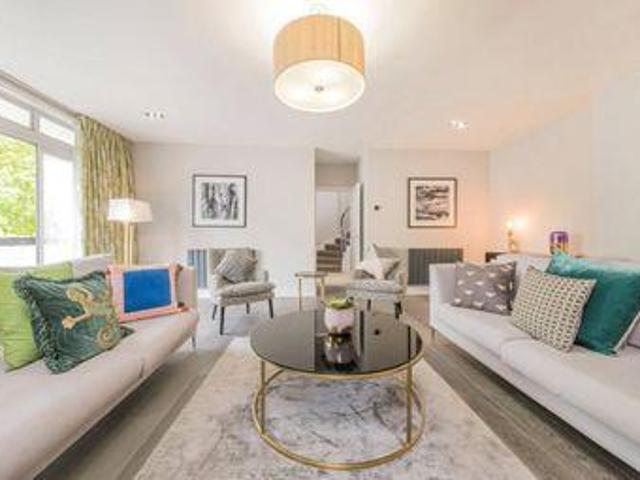 4 Bedrooms Semi detached house for rent in Chester Close North, Regents Park, London NW1