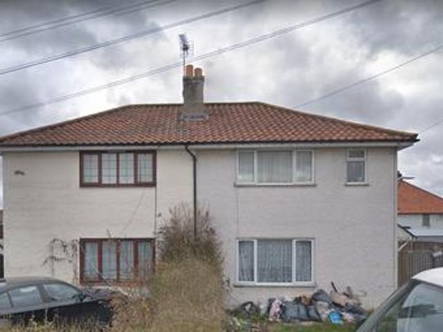 4 Bedrooms Semi detached house for rent in Crossway, Hayes, London UB3