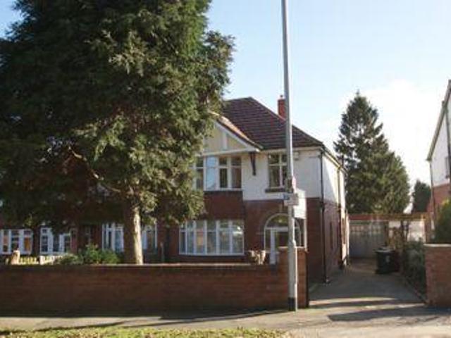 4 Bedrooms Semi detached house for rent in Batcliffe Drive, Headingley, Leeds LS6