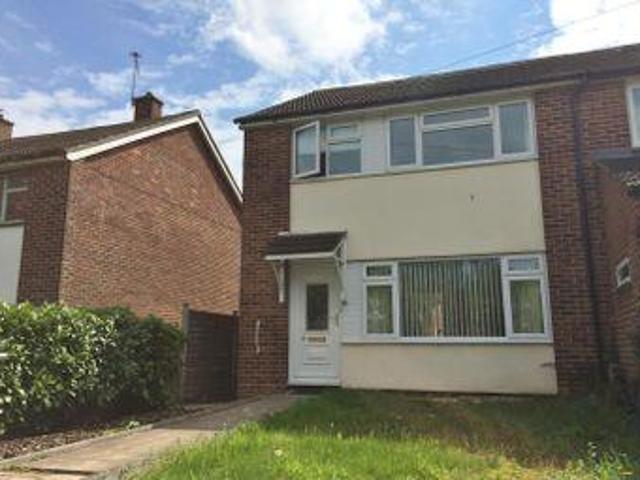 4 Bedrooms Semi detached house for rent in Galmington Road, Taunton TA1