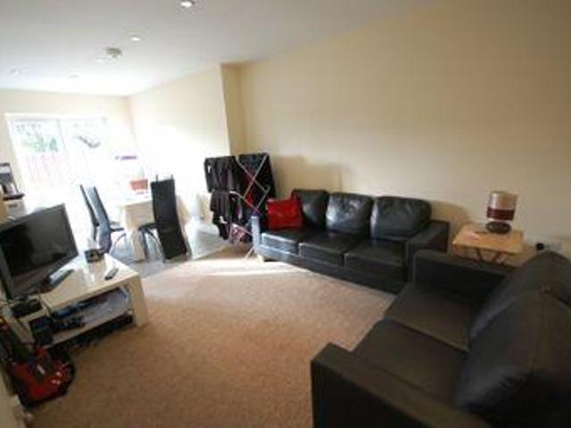 4 Bedrooms Semi detached house for rent in Glendower Road, Perry Barr, Birmingham B42