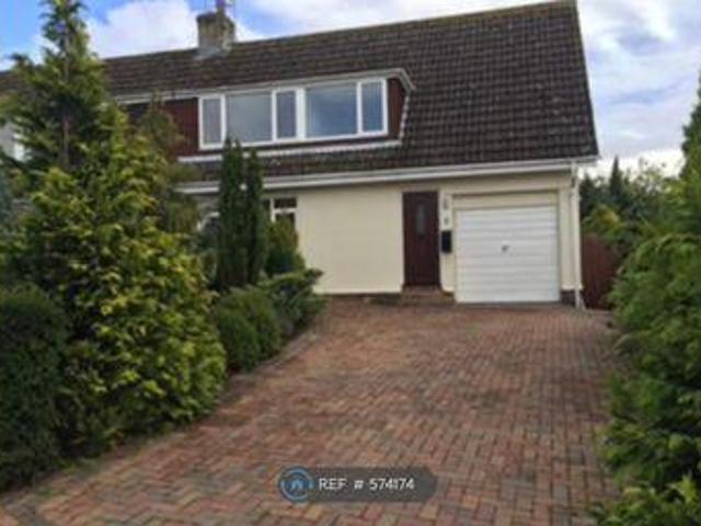 4 Bedrooms Semi detached house for rent in Embercourt Drive, Bristol BS48