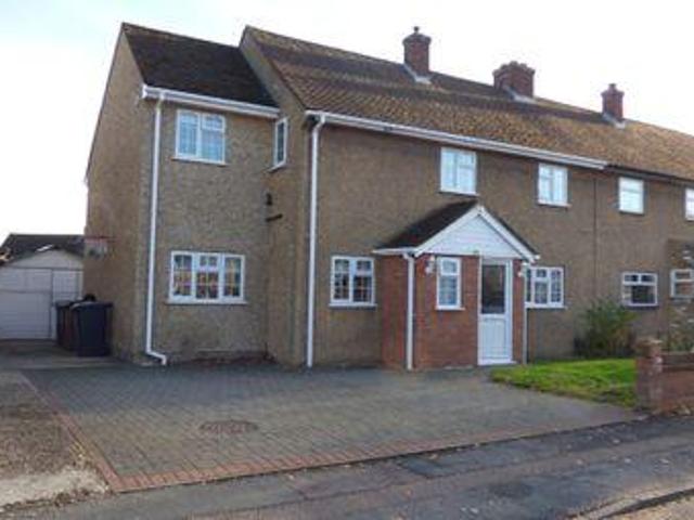 4 Bedrooms Semi detached house for rent in Fieldway, Stanstead Abbotts, Herts SG12