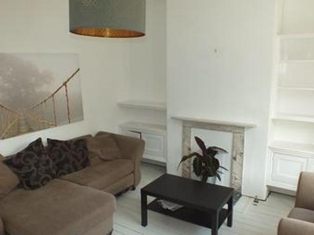 4 Bedrooms Semi detached house for rent in Knowle Road, Leeds, West Yorkshire LS4
