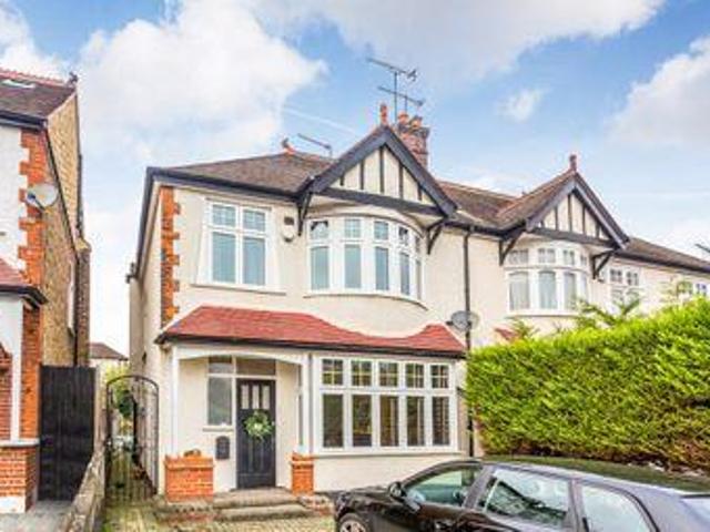 4 Bedrooms Semi detached house for rent in Kings Avenue, Woodford Green IG8