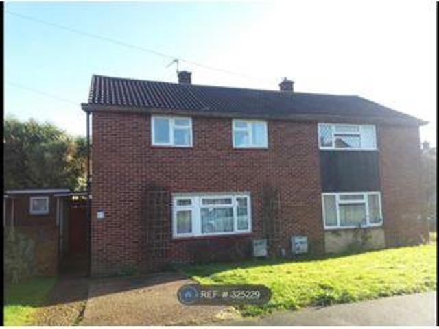 4 Bedrooms Semi detached house for rent in Homestall, Guildford GU2