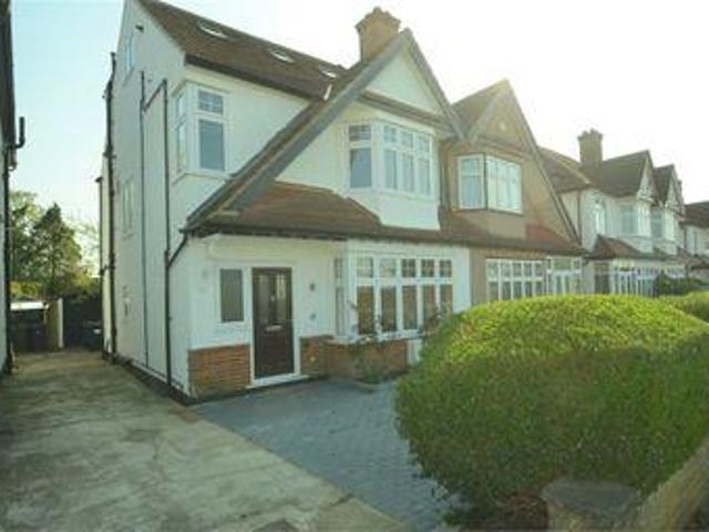 4 Bedrooms Semi detached house for rent in Hale Drive, Mill Hill NW7