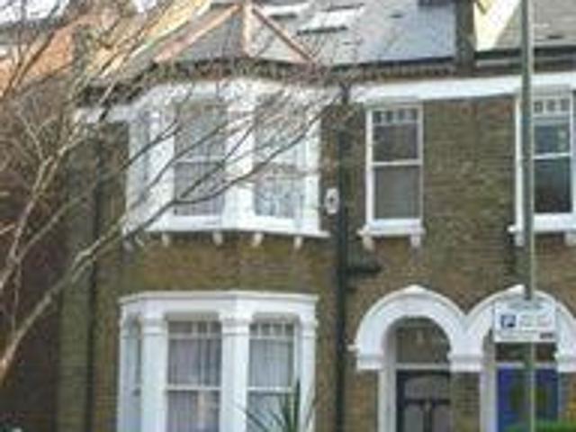 4 Bedrooms Semi detached house for rent in Johns Avenue, Hendon NW4