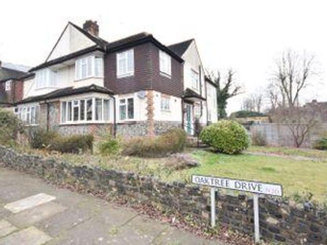 4 Bedrooms Semi detached house for rent in Oak Tree Drive, London N20