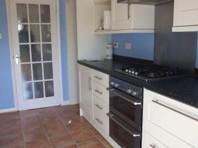 4 Bedrooms Semi detached house for rent in Osprey Way, Chelmsford, Essex CM2