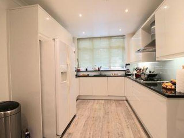 4 Bedrooms Semi detached house for rent in Loudoun Road, London NW8