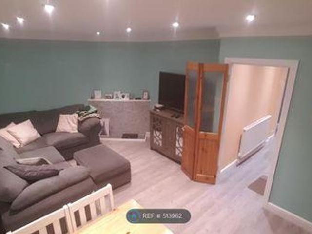 4 Bedrooms Semi detached house for rent in Long Lane, Croydon CR0
