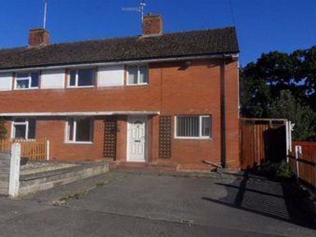 4 Bedrooms Semi detached house for rent in Ladyhill, Usk, Monmouthshire NP15