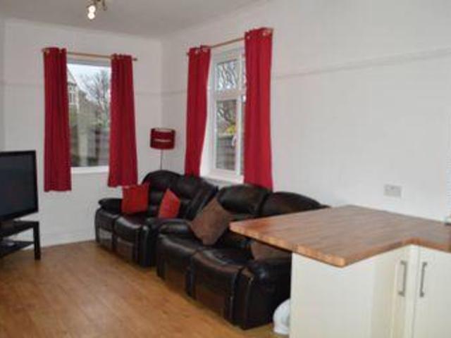4 Bedrooms Semi detached house for rent in Lansdowne Road, Hartshill ST4