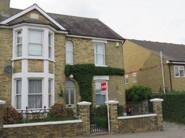 4 Bedrooms Semi detached house for rent in Malling Road, Snodland ME6