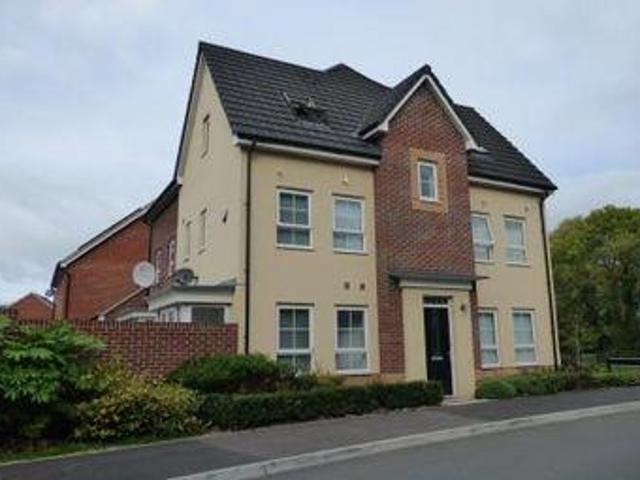 4 Bedrooms Semi detached house for rent in Meerbrook Way, Hardwicke, Gloucester GL2
