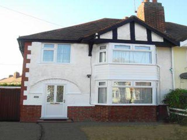 4 Bedrooms Semi detached house for rent in Northway, Leamington Spa CV31