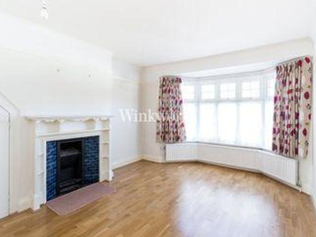 4 Bedrooms Semi detached house for rent in North End Road, London NW11