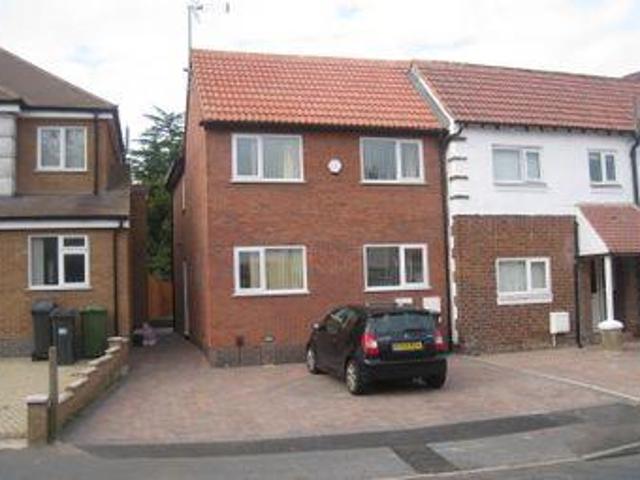 4 Bedrooms Semi detached house for rent in Southlea Avenue, Leamington Spa CV31