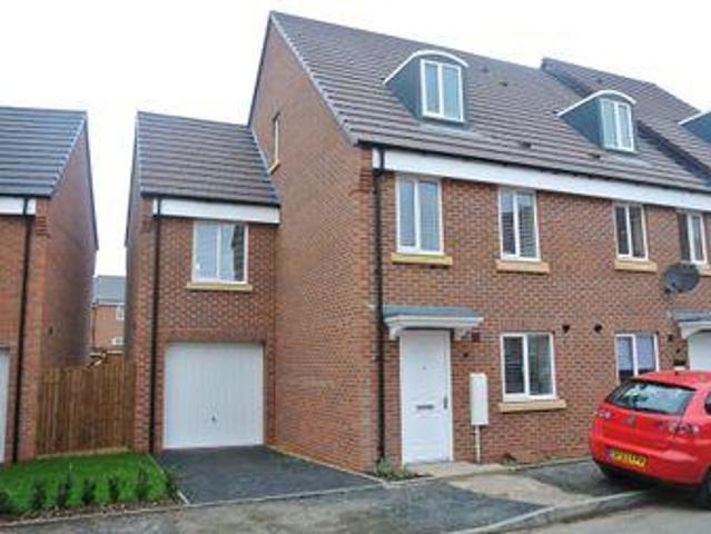 4 Bedrooms Semi detached house for rent in Signals Drive, Stoke, Coventry, West Midlands CV3