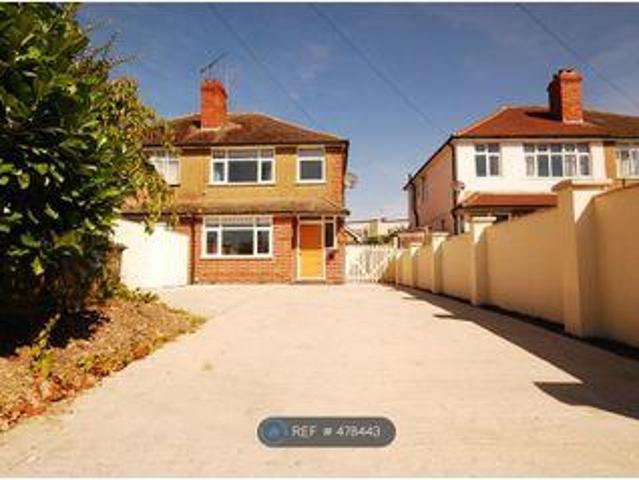 4 Bedrooms Semi detached house for rent in St. Leonards Road, Windsor SL4