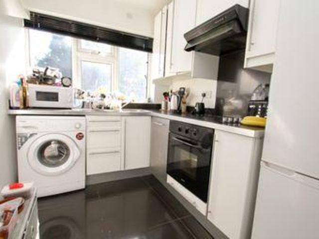 4 Bedrooms Semi detached house for rent in Stanmore Crescent, Headingley, Leeds LS4