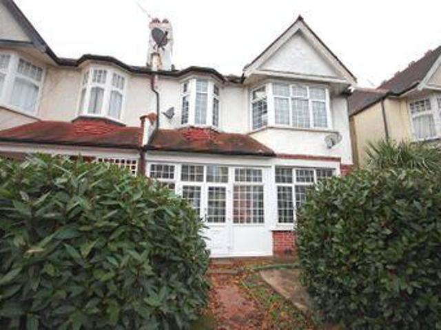 4 Bedrooms Semi detached house for rent in Stanhope Avenue, Finchley, London N3