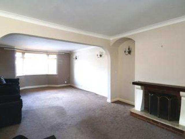 4 Bedrooms Semi detached house for rent in Stanley Road North, Rainham, Essex RM13