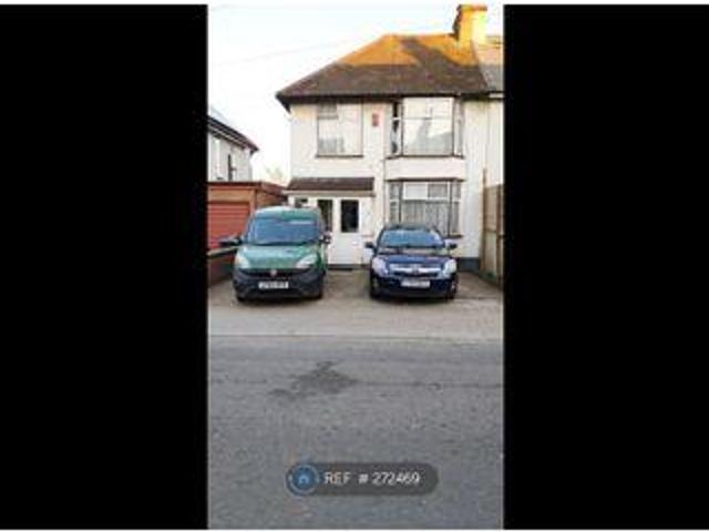 4 Bedrooms Semi detached house for rent in Pembroke Road, Wembley HA9