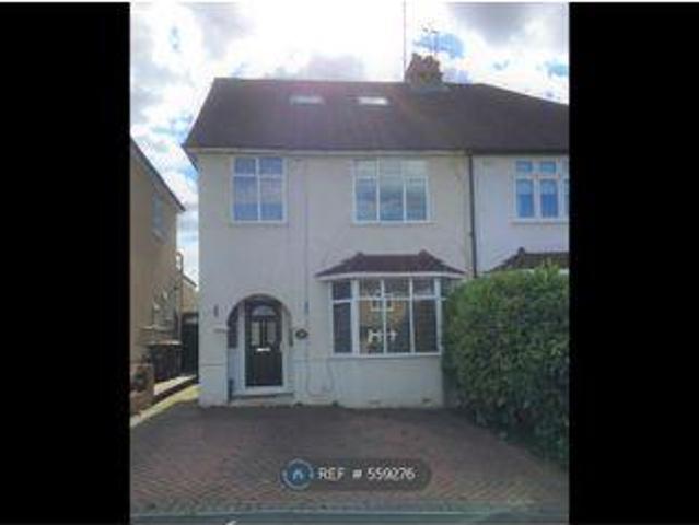 4 Bedrooms Semi detached house for rent in Roland Street, St. Albans AL1