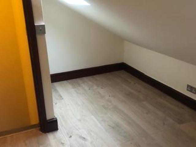 4 Bedrooms Semi detached house for rent in Richmond Road, Ilford IG1