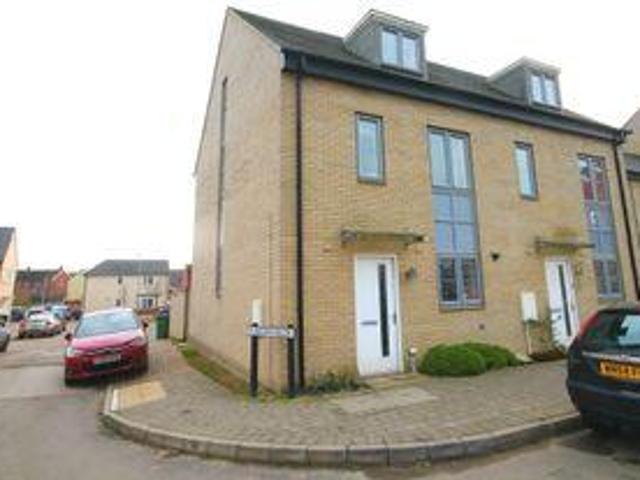 4 Bedrooms Semi detached house for rent in Waterland, St Neots PE19