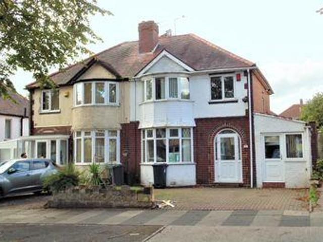 4 Bedrooms Semi detached house for rent in Warrenhill Road, Kingstanding B44