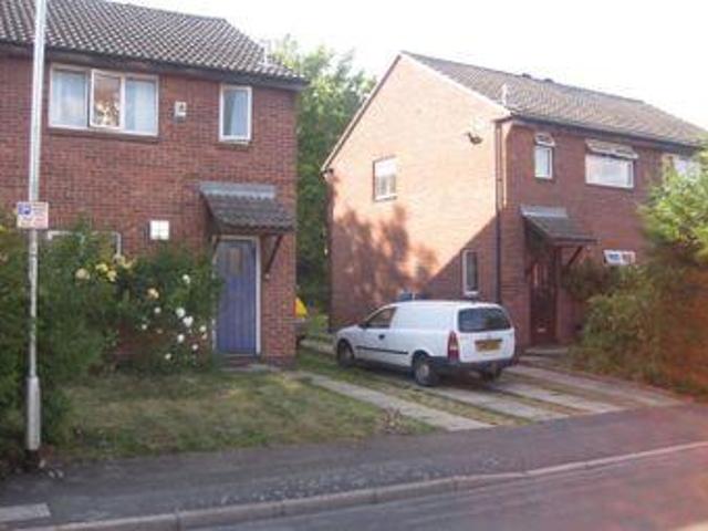 4 Bedrooms Semi detached house for rent in Well Close Rise, Leeds LS7