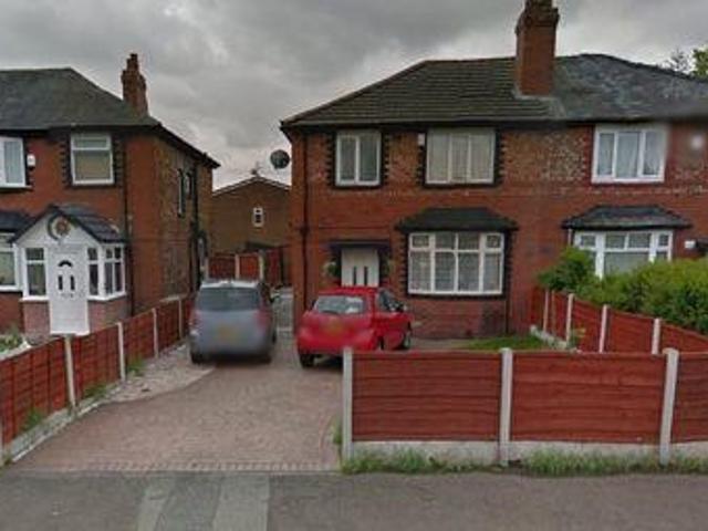 4 Bedrooms Semi detached house for rent in Wilbraham Road, Manchester M14
